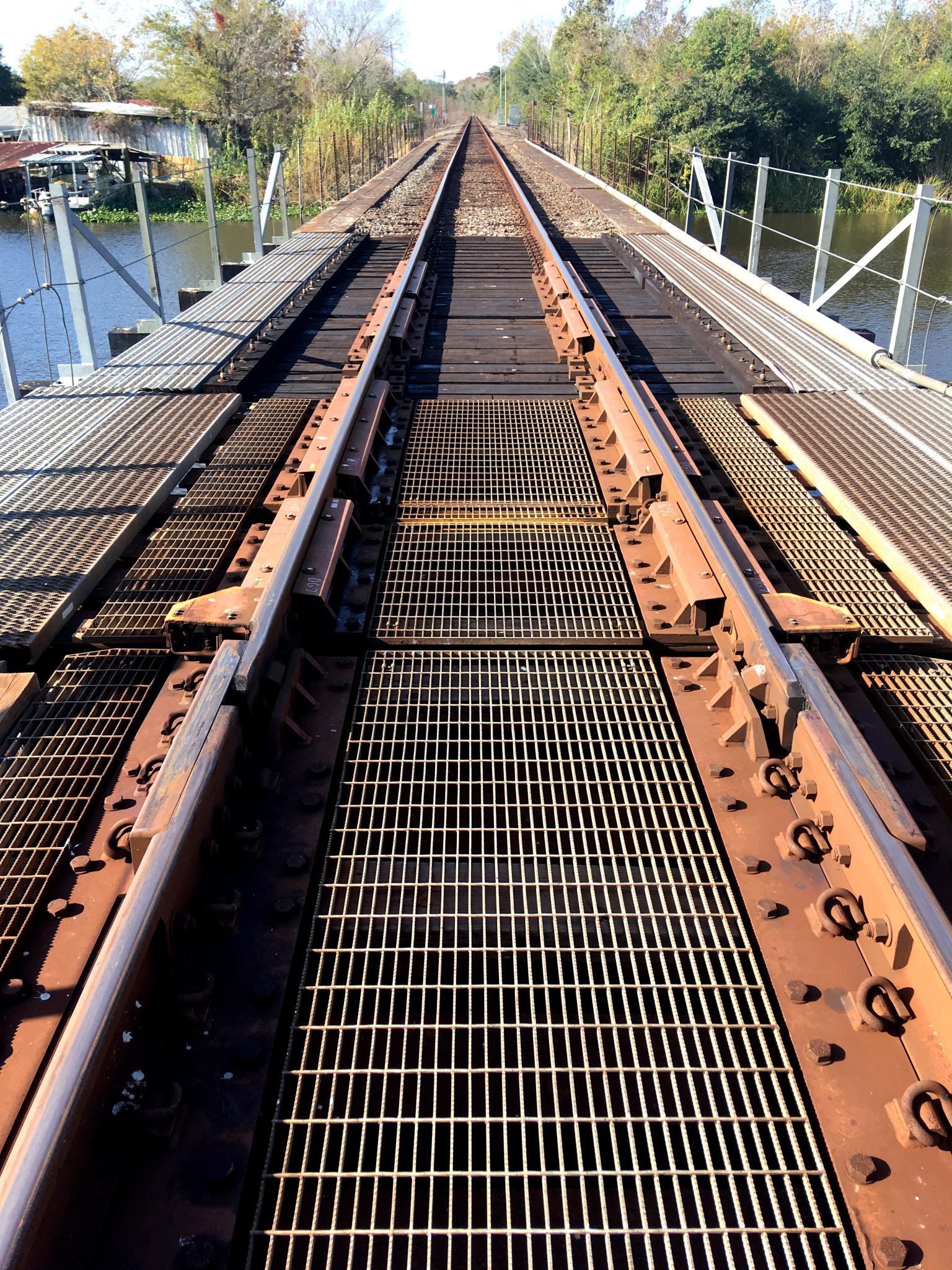 RIDEX® Miter Rails for Movable Bridges – CMI Promex